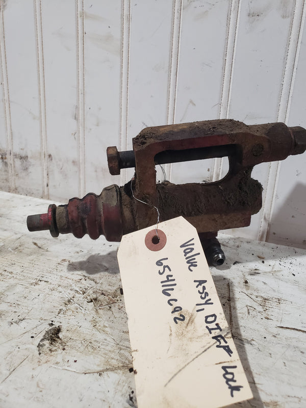 Differential Lock Valve Assembly – A&M Tractor Salvage & Parts